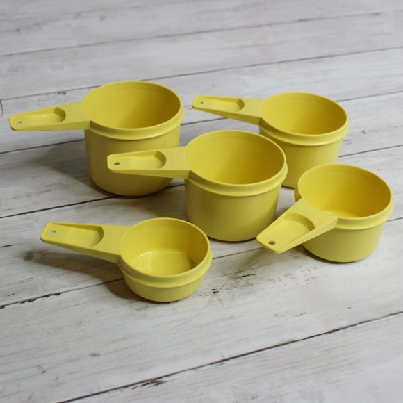 Tupperware | Kitchen | Tupperware Vintage Stackable Measuring Cup Set ...
